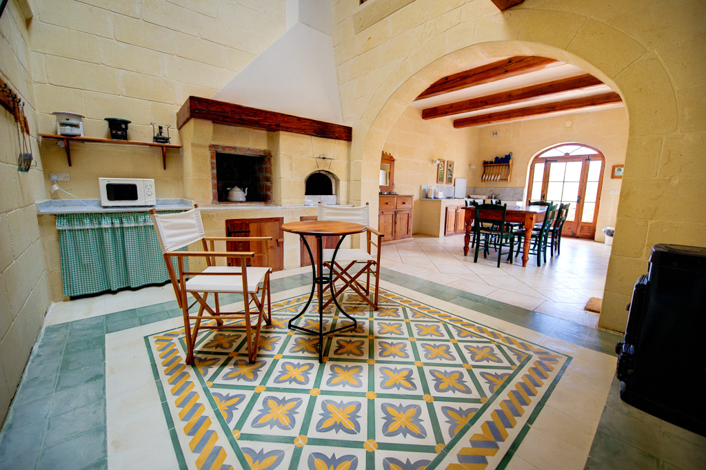 Ta' Tonina Farmhouse Oven Room - xlendi.com